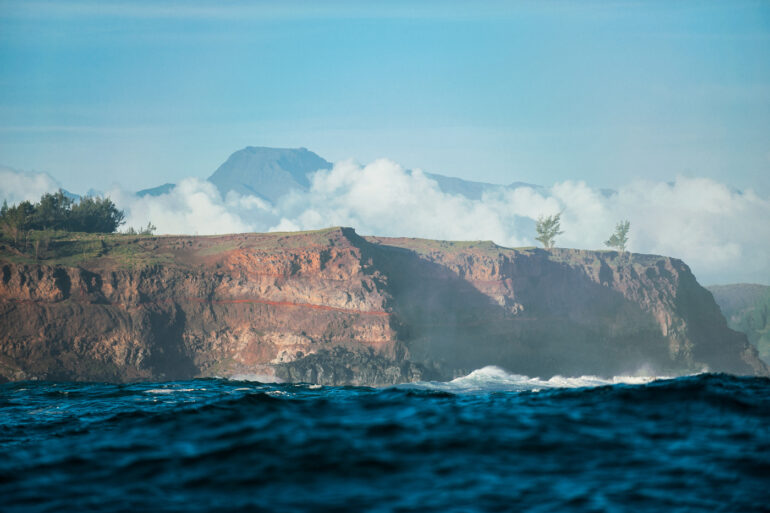 Inside Surfing Peʻahi, Hawaiʻi’s Biggest Wave » FLUX