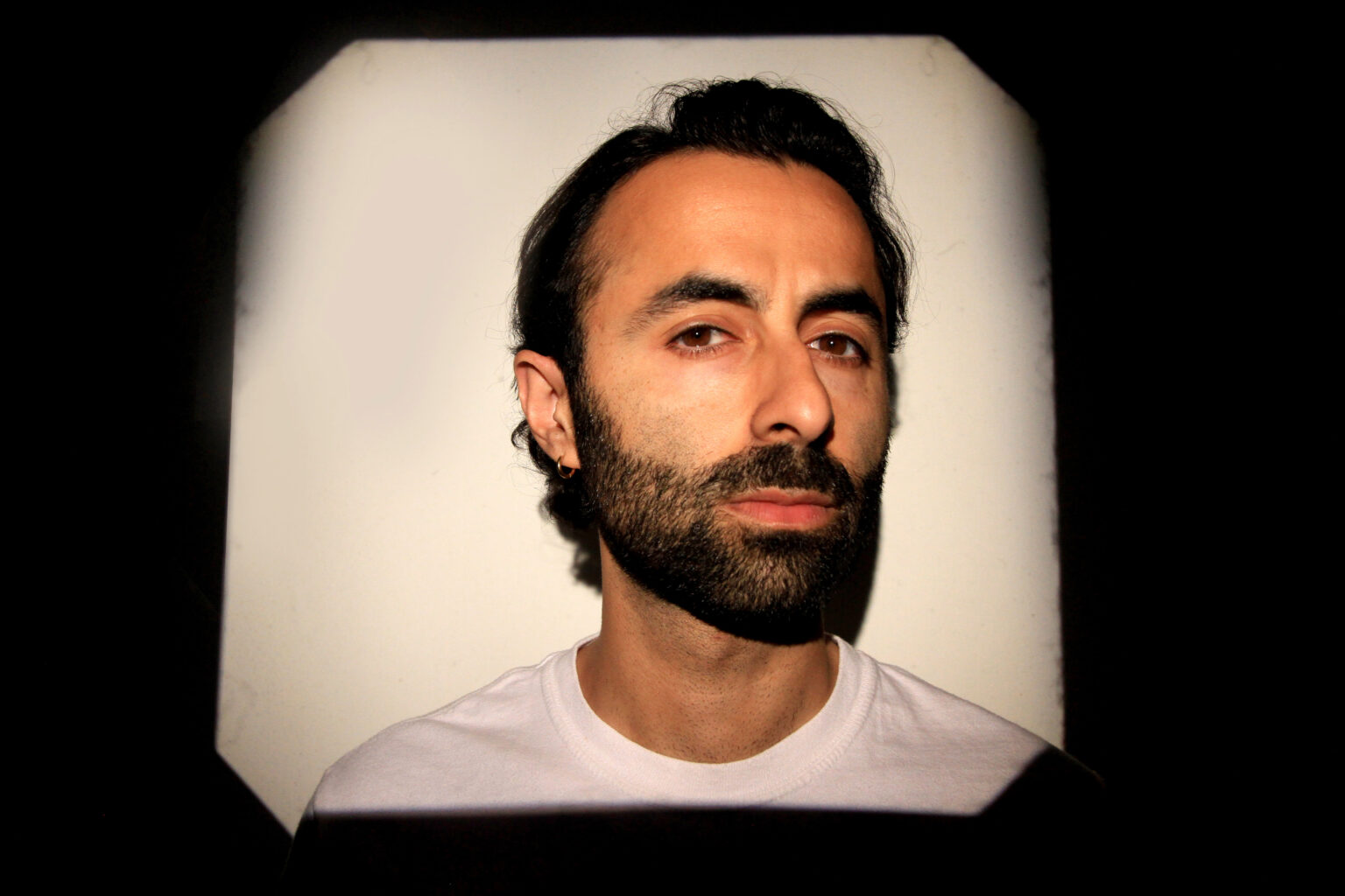 Persian Epics, Internet Dreams: Navigating Navid Sinaki’s Digital Queer ...